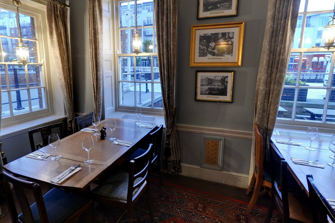 The Old Customs House - Take a 360 tour of The Old Customs House Pub ...