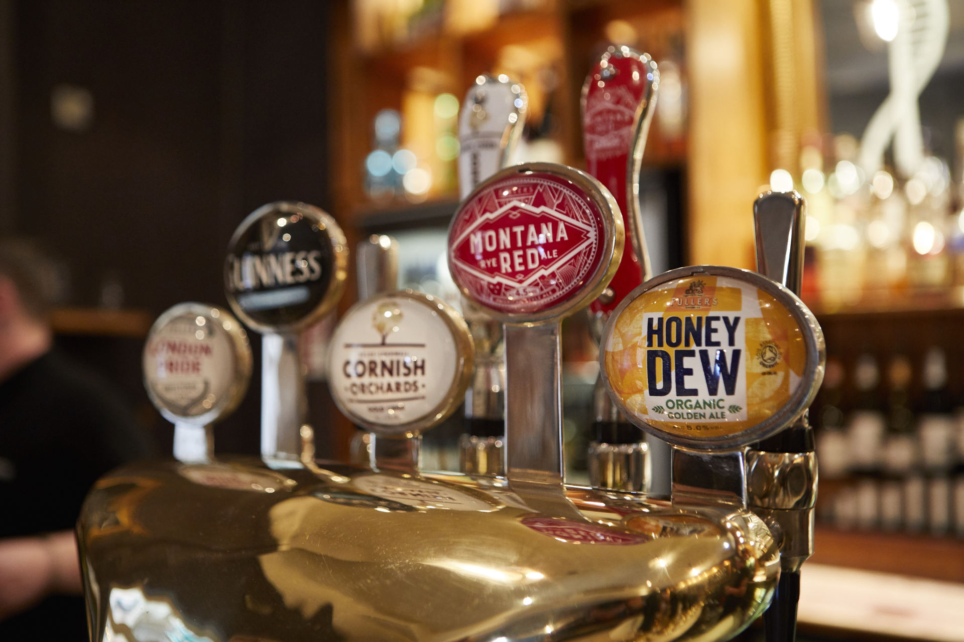 The Old Customs House - Drink at The Old Customs House Pub & Restaurant ...