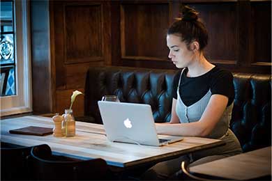 The Old Customs House - Fuller's Pub and Restaurant in Gunwharf Quays